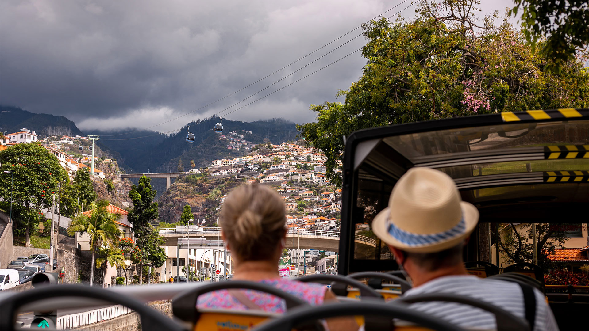 Yellow Bus - Visit Madeira | Offizielle Website des ...